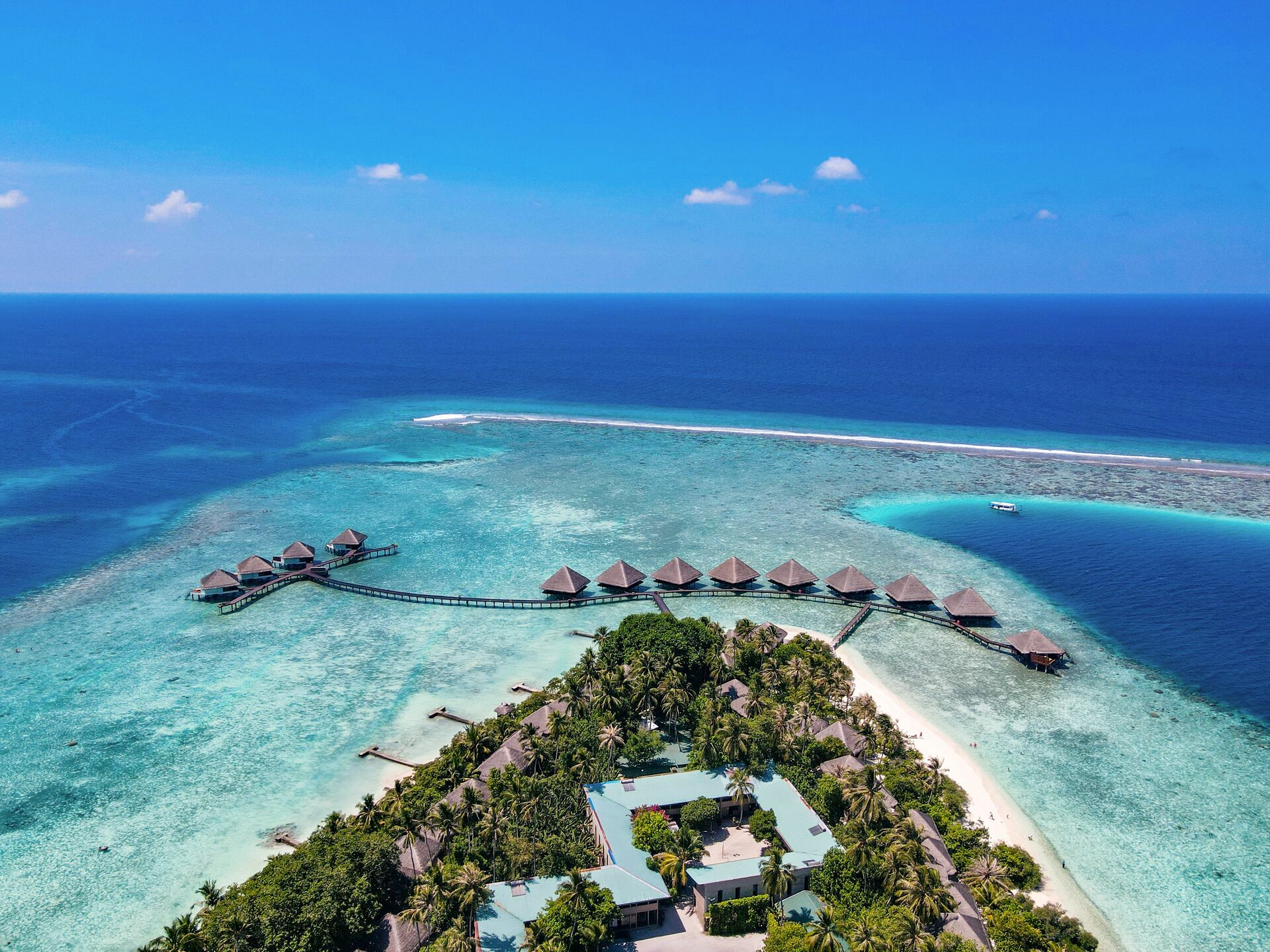 Hôtel Adaaran Club Rannalhi 4* | Maldives - Voyages E.Leclerc — Voyages ...