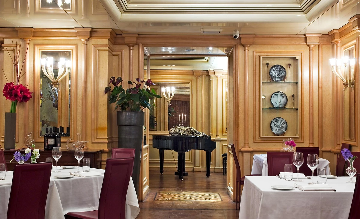 Hôtel Valadier 4* | Italie - Rome - Voyages E.Leclerc — Voyages E ...