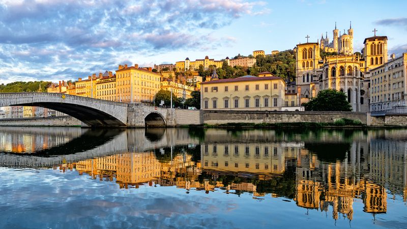 Terres de Provence, une Croisière Sensorielle entre Héritages et ...
